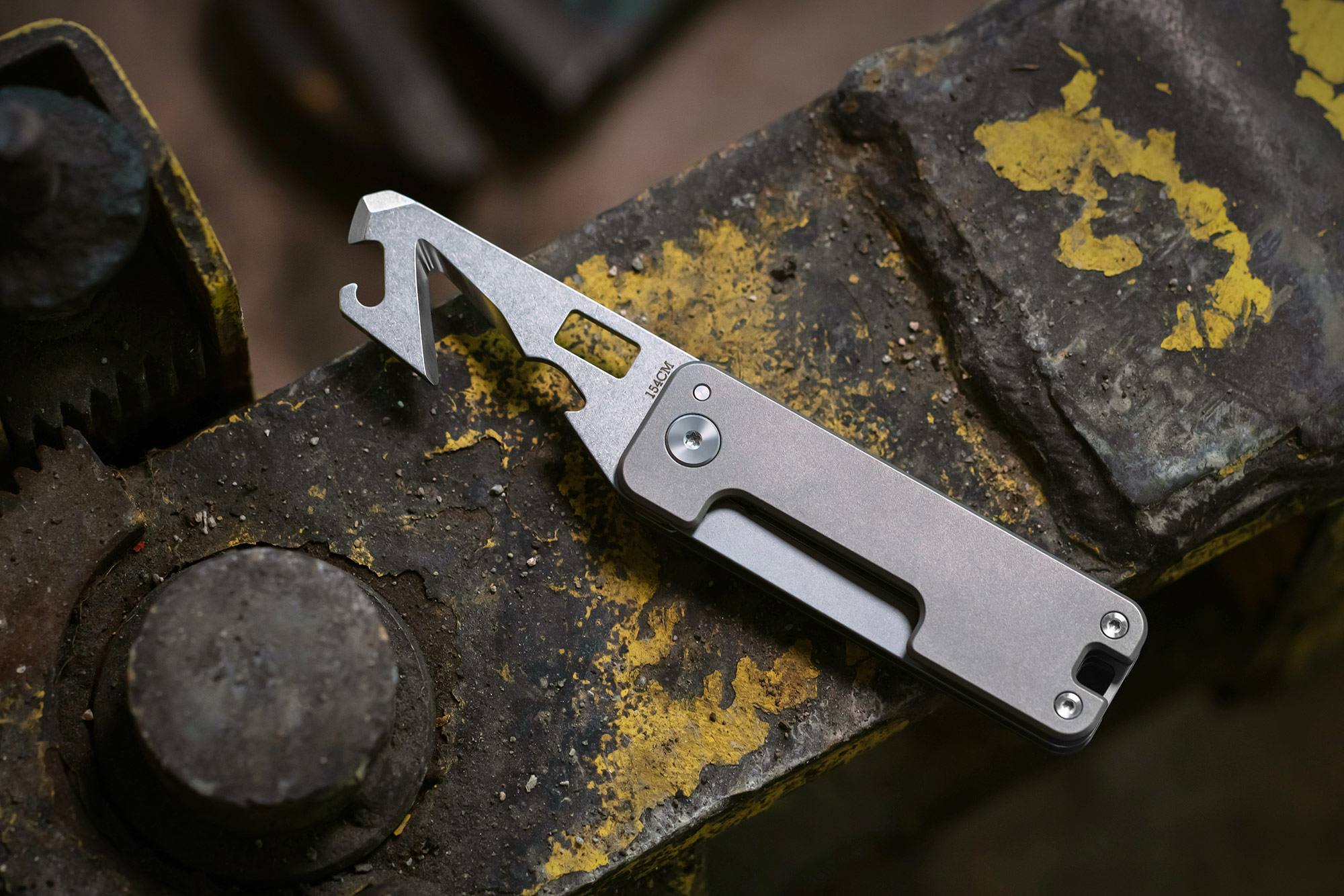 OTOOL OMA01 Titanium Multi-Tool Knife - Olight Canada