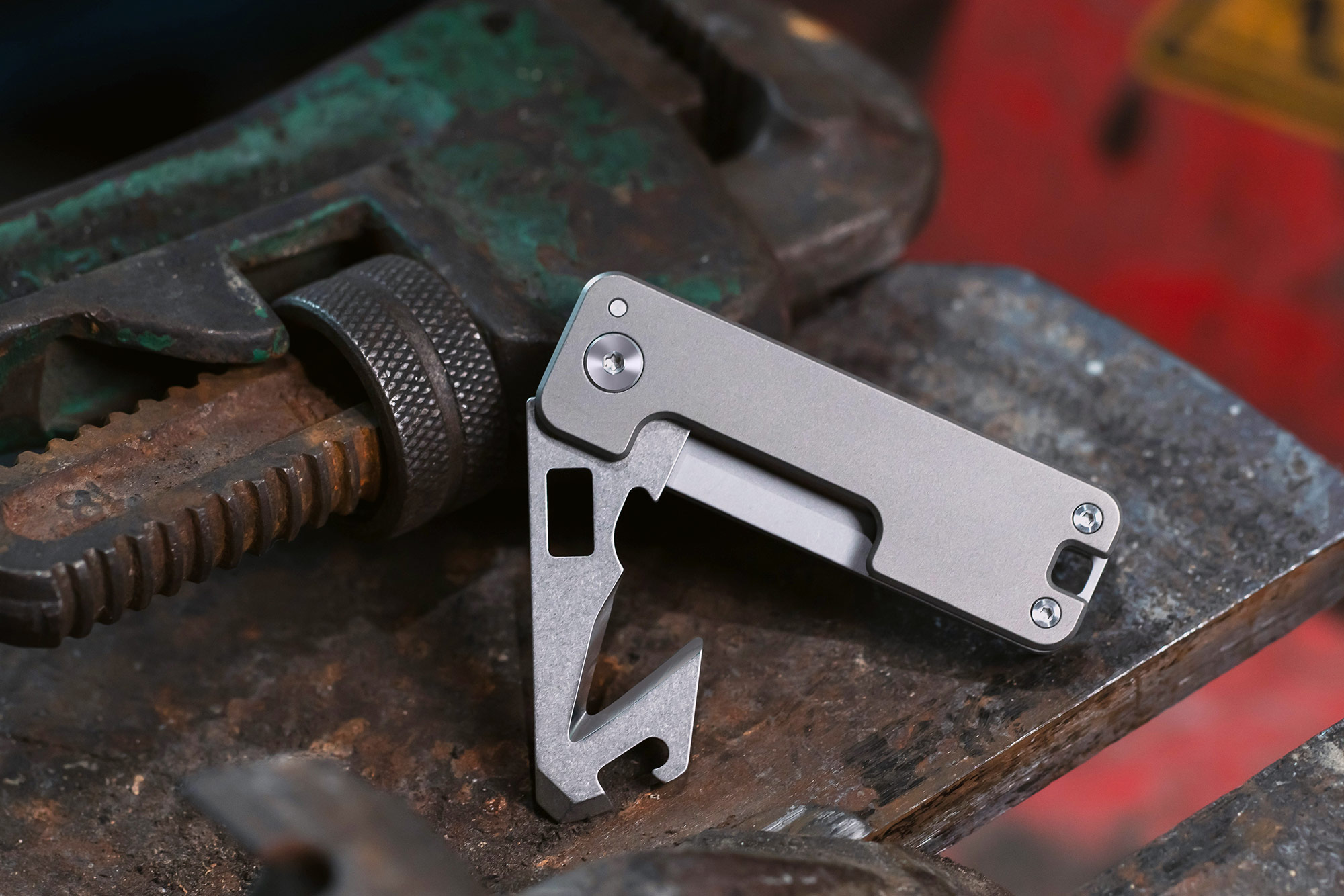 OTOOL OMA01 Titanium Multi-Tool Knife - Olight Canada