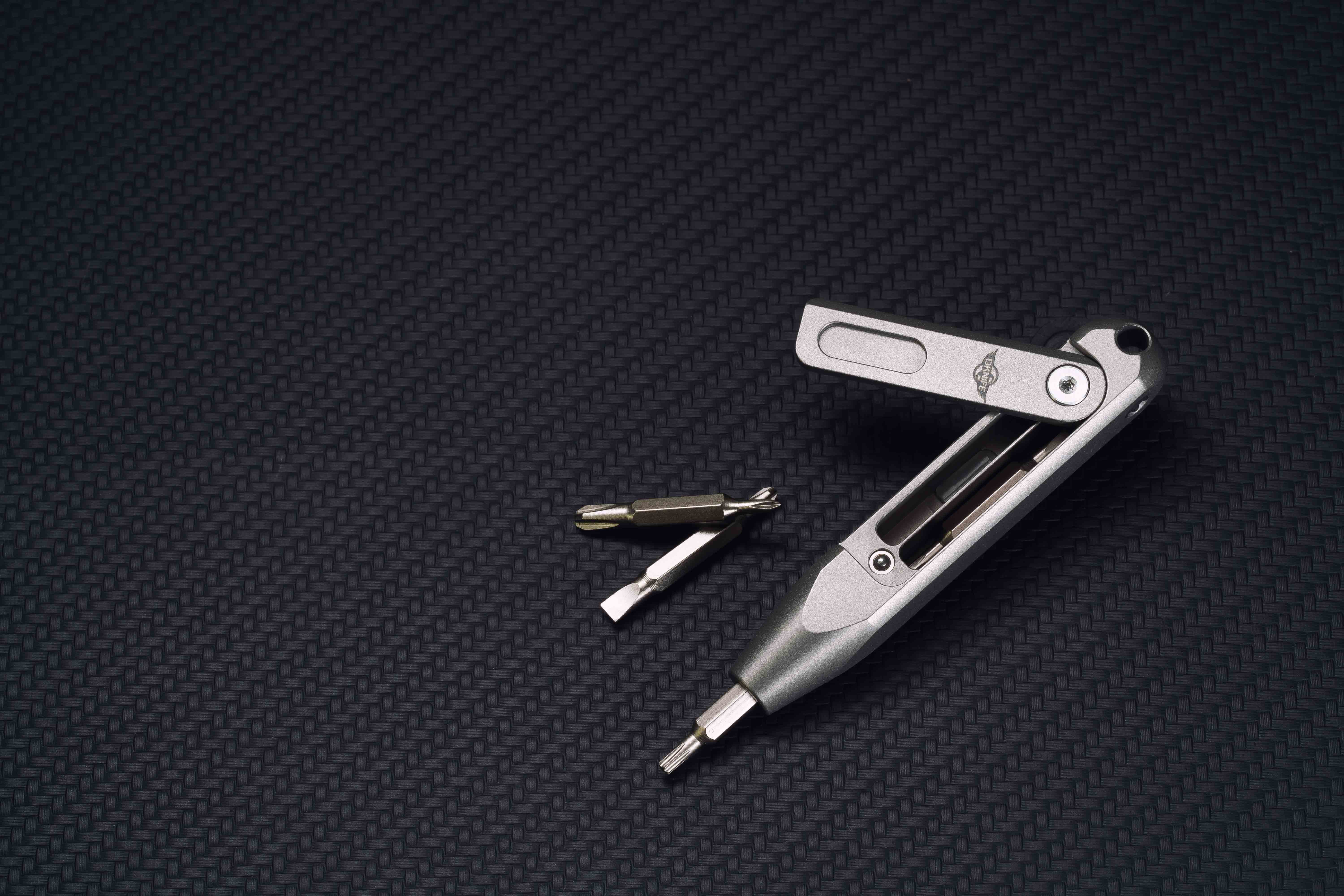 Olight Otacle D1 EDC Titanium Multi-Bit Driver - Olight Canada